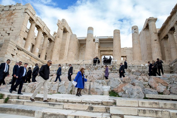 Ο Λευκός Οίκος έδωσε το άλμπουμ του ταξιδιού του Ομπάμα στην Αθήνα -20 ...
