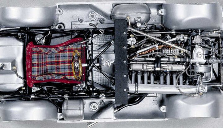 Mercedes W196: To αγωνιστικό του Fangio έπιασε 20,3 εκατομμύρια ...