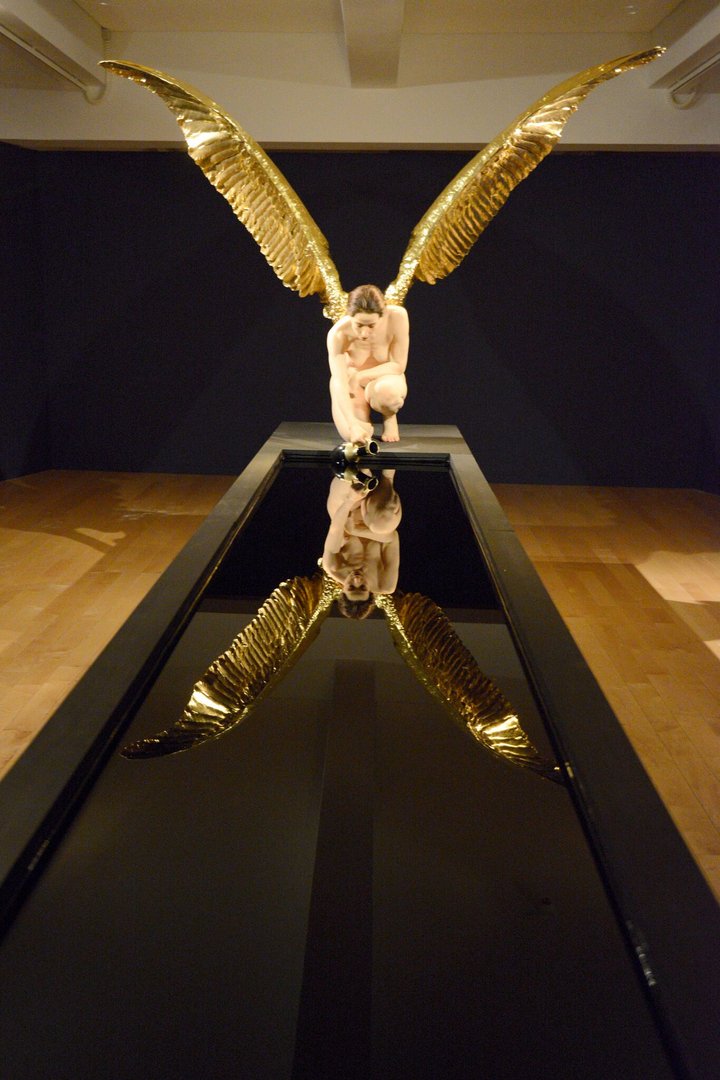 Sam Jinks: Στο Μπενάκη ο Αυστραλός γλύπτης που εμπνέεται από τον ...