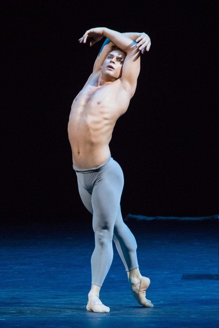 Ο κορυφαίος Ιβάν Βασίλιεφ έρχεται στο Μέγαρο Μουσικής -«Ο χορευτής που ...