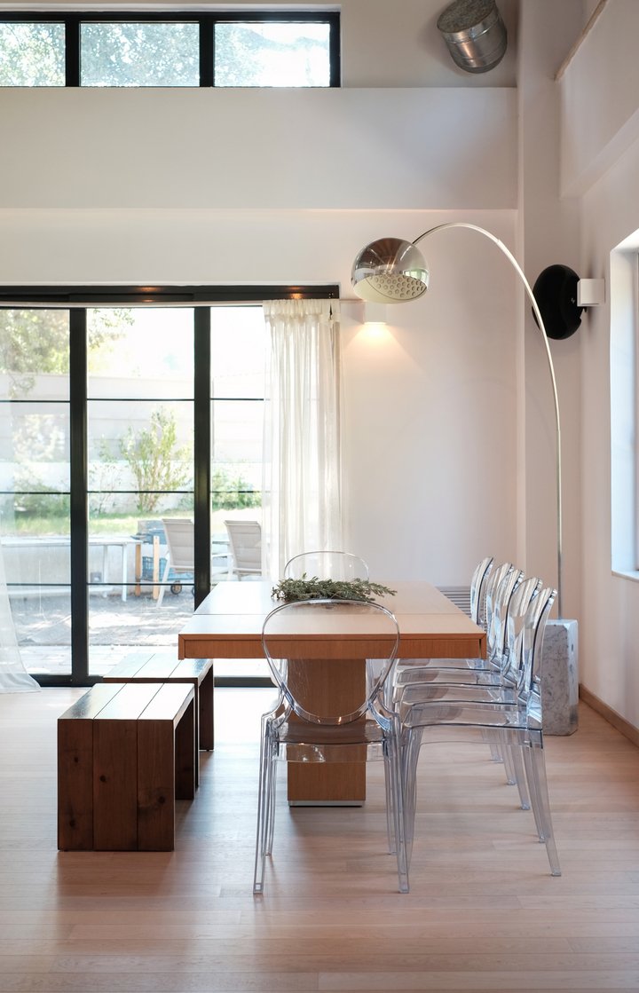 Πώς ένα καφέ-εστιατόριο στη Mαλακάσα έγινε ένα ανοικτό loft με ...