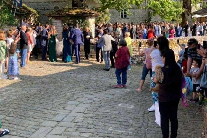 Αντώνης Λαιμός-Μαρίκα Αράπογλου: Οι πρώτες φωτό από τον εφοπλιστικό ...
