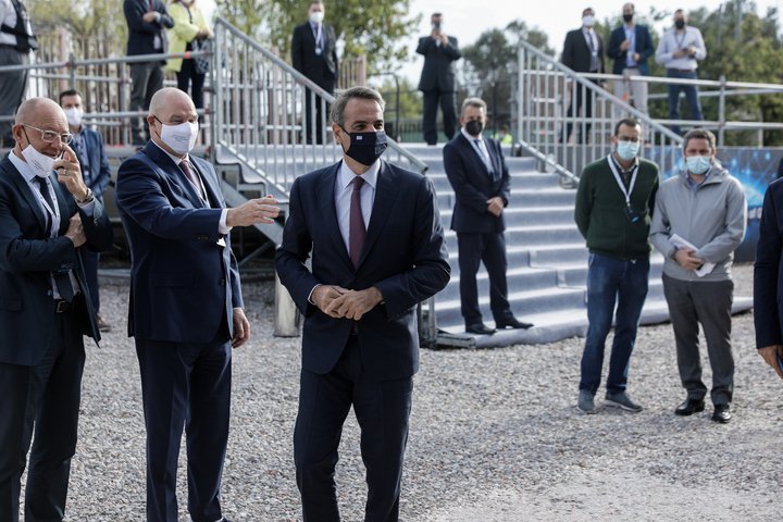 Ο πρωθυπουργός εγκαινίασε το νέο data center της Lamda Hellix [εικόνες] - iefimerida.gr