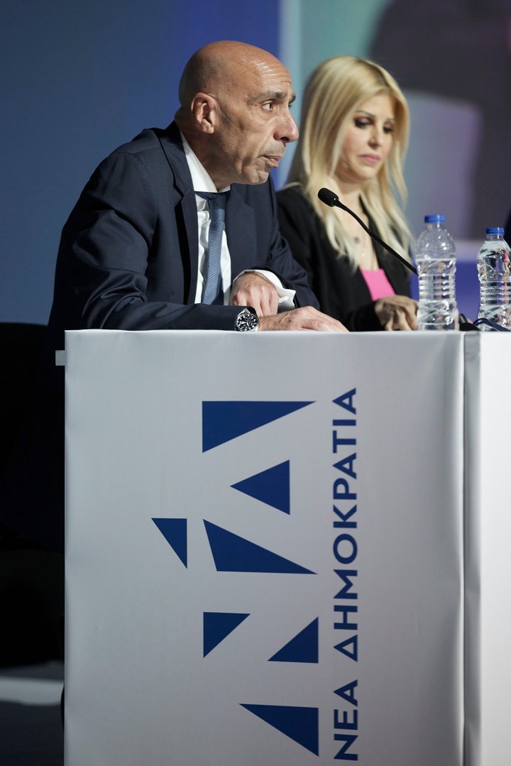 Ερωτας στη ΝΔ: Ζευγάρι ο Γιάννης Μπρατάκος με την Ελενα Ράπτη - Daily ...
