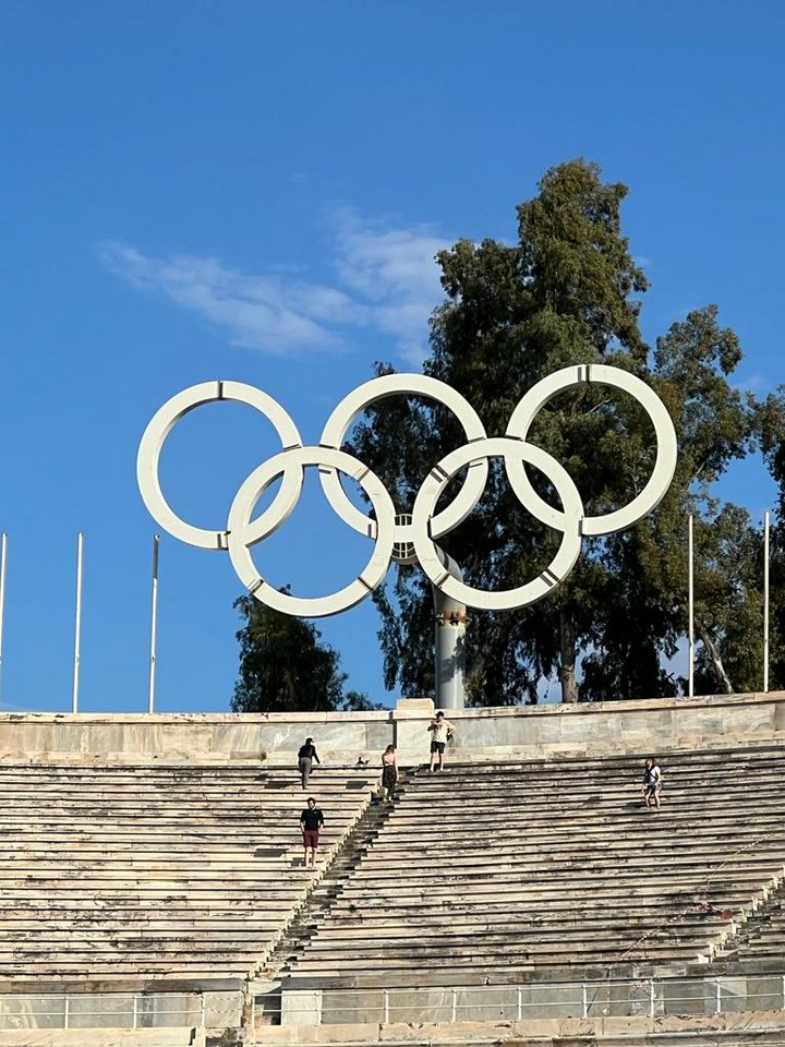 Οι Ολυμπιακοί Κύκλοι τοποθετήθηκαν ξανά στο Παναθηναϊκό Στάδιο -Μετά ...
