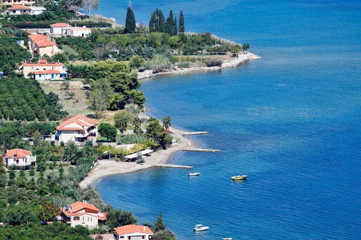 Αντί για νησί: 5 μαγευτικά μέρη στην Πελοπόννησο για να περάσετε τις ...