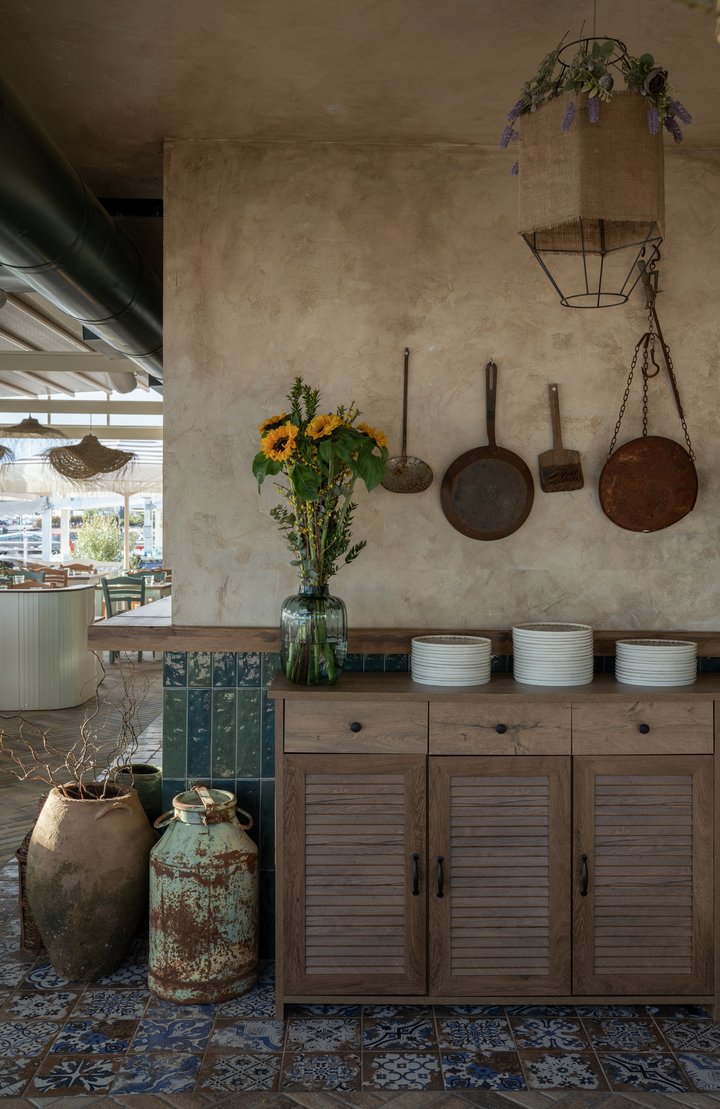 Astakos: Το νέο εστιατόριο στην Ιχθυόσκαλα Γλυφάδας -Με καλές τιμές και ...