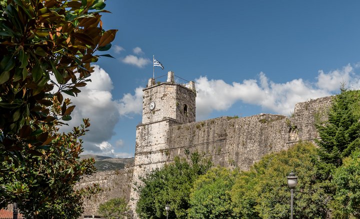Δέκα από τα πιο εντυπωσιακά κάστρα στην Ελλάδα -Κόβουν την ανάσα ...