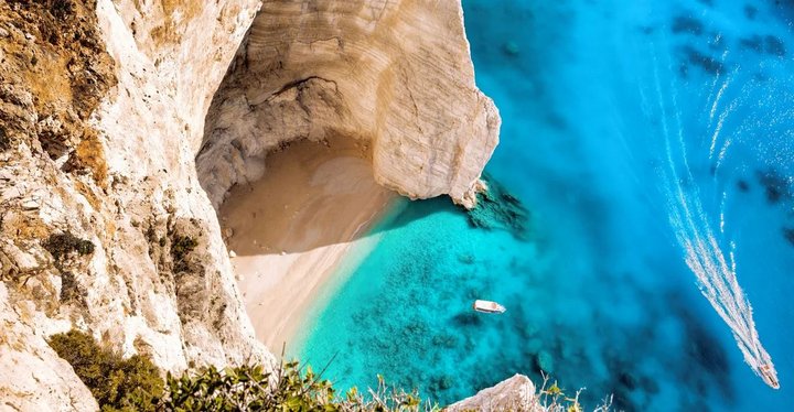 Παγκόσμια πρωτιά για την Ελλάδα στις «καρδιές» των Βρετανών τουριστών ...