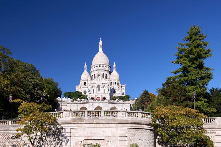 Τι άλλο πρέπει να κάνετε στο Παρίσι -Μην πάτε μόνο στον Πύργο του Άιφελ ...