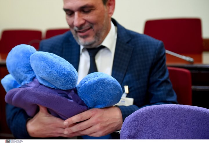 «Μαργαρίτα»: Το λούτρινο ρομπότ για τα παιδιά στο φάσμα του αυτισμού ...