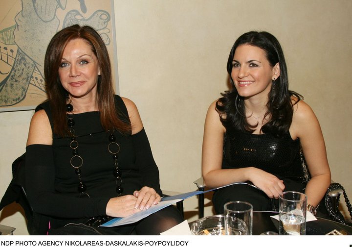 Αγάπη Πολίτη: Ποια είναι η γοητευτική μητέρα της Χρυσής Βαρδινογιάννη ...