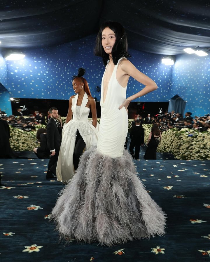 «Επιτέλους δείχνει την πραγματική της ηλικία»: Βροχή τα σχόλια για τη ...