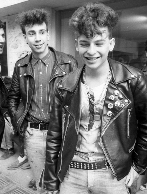 Αναμνήσεις από τη δεκαετία του 1980: Τα Φρικιά, οι Πανκ και οι New Wave - iefimerida.gr