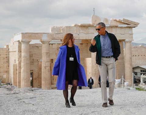 Στον Ιερό Βράχο της Ακρόπολης και στο Μουσείο ξεναγήθηκε ο Ομπάμα ...
