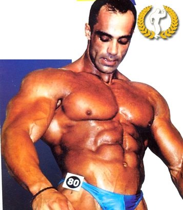 Ποιος ήταν o αθλητής του bodybuilding που εκτέλεσαν έξω από το σχολείο του παιδιού του [εικόνες ...