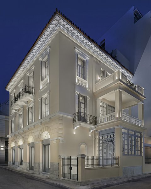 Η εντυπωσιακή ανακαίνιση ενός νεοκλασικού αρχοντικού του Τσίλερ στου ...
