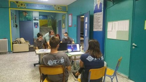 Μαθητές σχολείου της Ξάνθης... συνεργάτες του Τζεφ Μπέζος -Το πείραμα ...
