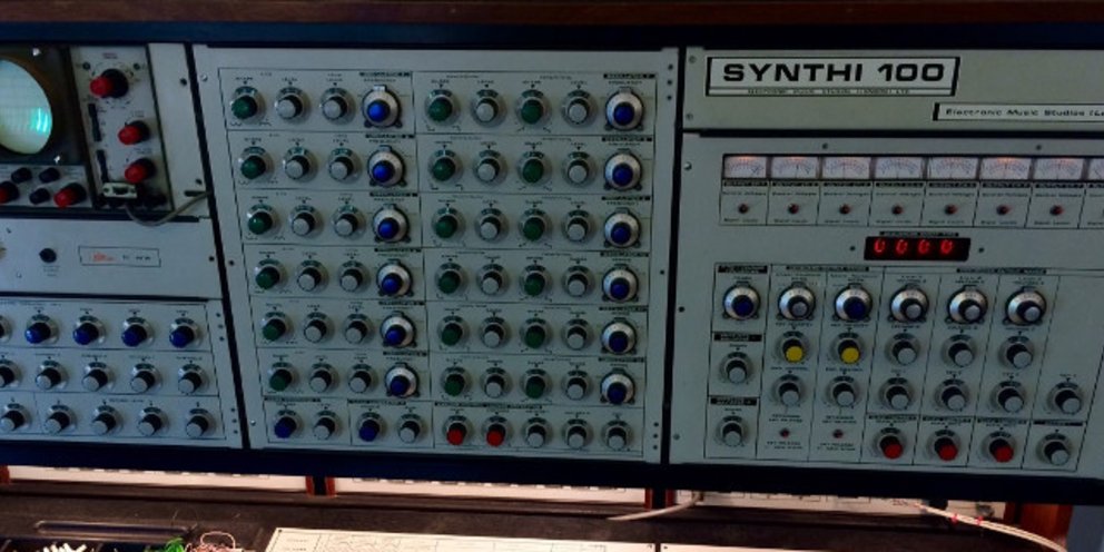 Συναυλία με το σπάνιο όργανο EMS Synthi 100 στο Μέγαρο -Υπάρχουν μόνο ...