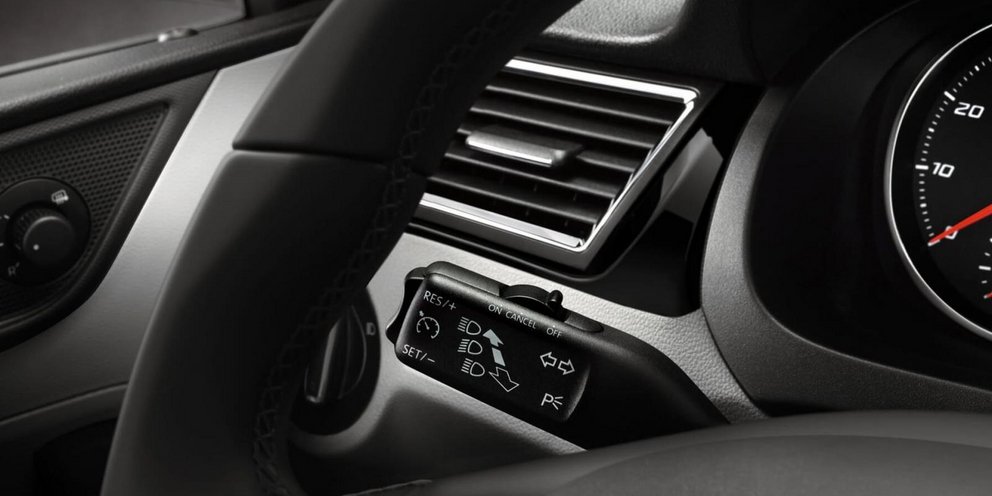 Cruise Control: Έτσι το χρησιμοποιείς σωστά και δεν καις βενζίνη ...