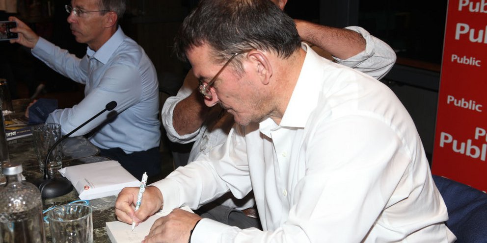 Ο Πύρρος Δήμας με τη σύντροφό του, Αφροδίτη Σκαφίδα -Στην παρουσίαση ...