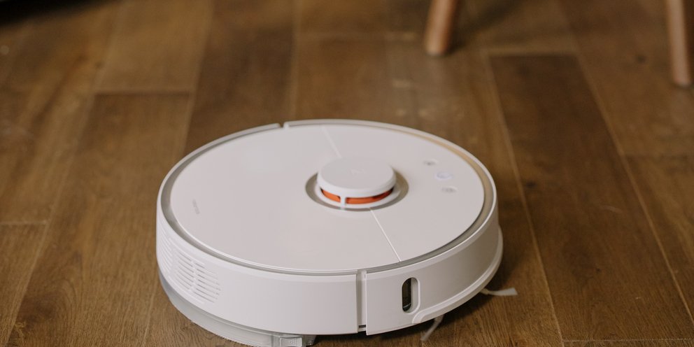 Βαριέσαι το σκούπισμα; Σου έχουμε τη λύση! - iefimerida.gr