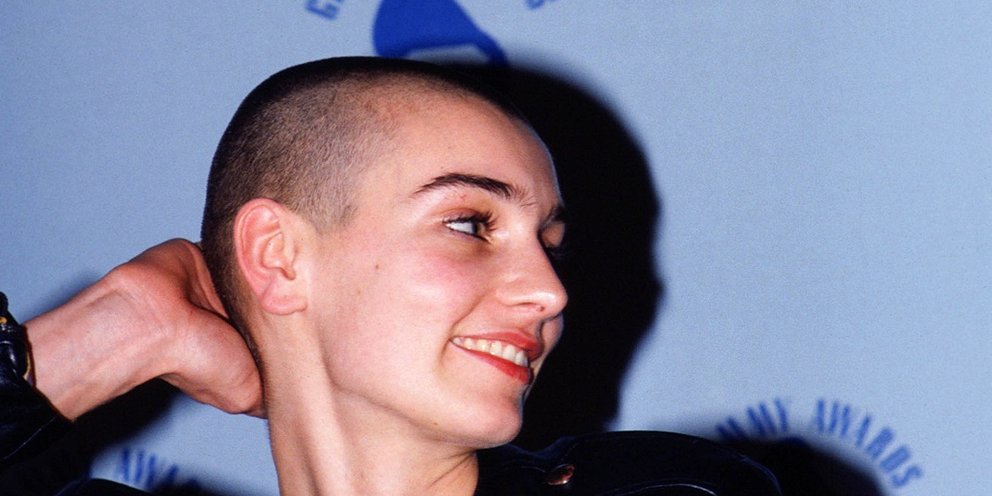Sinéad O'Connor: Η εμφάνισή της στο Saturday Night Live το '92 -Η στιγμή που καθόρισε την ...
