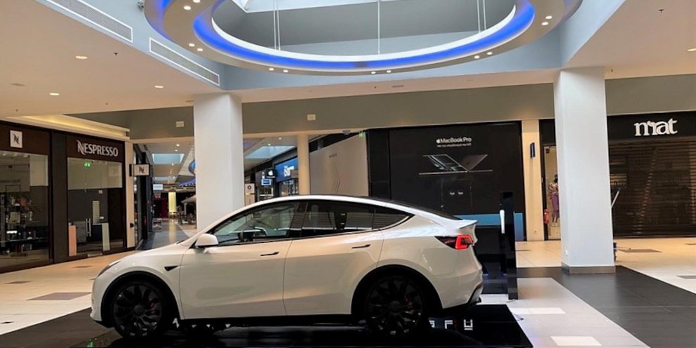 Αυτό είναι το νέο κατάστημα της Tesla στην Ελλάδα - iefimerida.gr