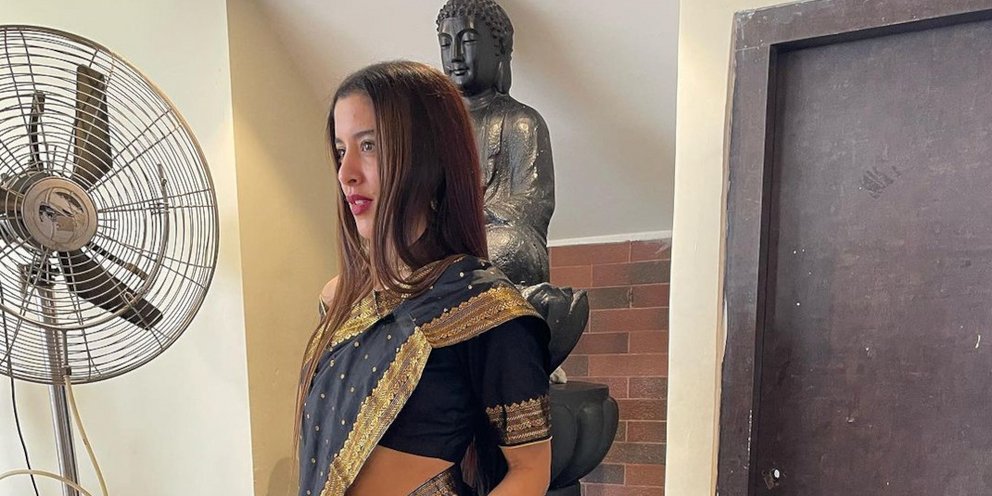 Η Μαρίνα Σάττι σαν σταρ του Bollywood -Ντυμένη με παραδοσιακή φορεσιά ...