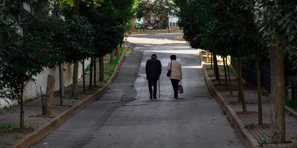 Ποιοι μπορούν να βγουν στη σύνταξη πριν από τα 62 - Η λίστα και τα ...
