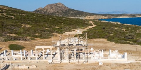 ΥΠΠΟ: Το ιερό του Απόλλωνα στο Δεσποτικό και τα δημόσια κτίρια στο ...