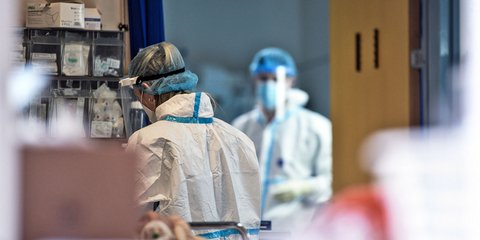 Οικονόμου: Σε αναστολή από την 1η Σεπτεμβρίου οι ανεμβολίαστοι ...