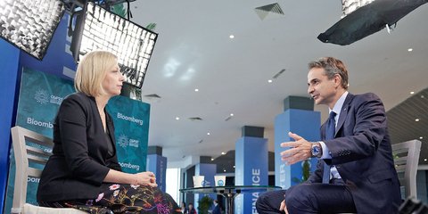 Μητσοτάκης στο Bloomberg: Η Ελλάδα θα είναι η πρώτη χώρα στην Ευρώπη ...