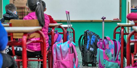 Σχολεία: Πώς γίνονται οι εγγραφές μαθητών στα δημοτικά -Οι οδηγίες του ...