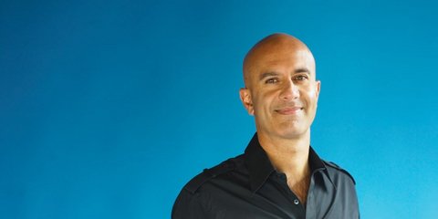 Ο σταρ γκουρού της αυτοβελτίωσης Robin Sharma μοιράζεται στο iefimerida ...