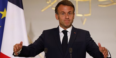 Τελευταία νέα και διεθνείς ειδήσεις για τον Εμανουέλ Μακρόν