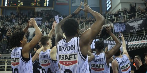 ΠΑΟΚ-ΑΕΚ 94-69: Την «εκτέλεσε» από το τρίποντο -Η πρόκριση στα ημιτελικά της GBL θα κριθεί στη ...