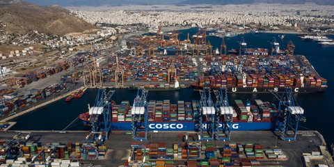 Economist: Ο Πειραιάς και η Ελευσίνα κομβικά λιμάνια στον παγκόσμιο ...