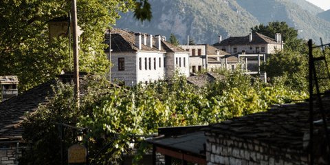 ΣΕΡΒΟΙ ΔΗΜΟΣΙΟΓΡΑΦΟΙ - από το iefimerida.gr